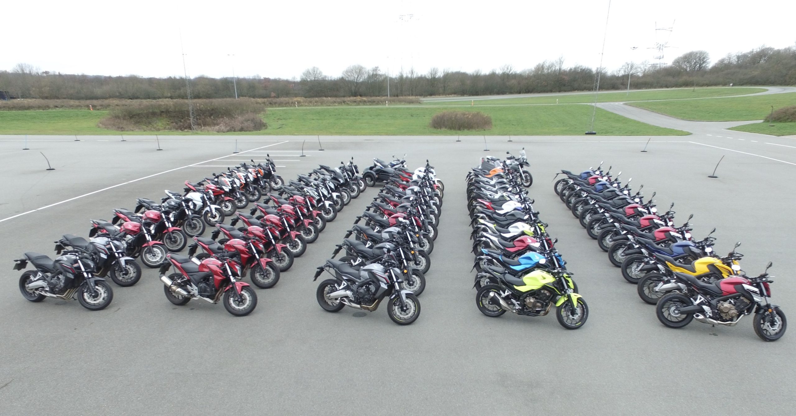 Danmarks største køreskole køber 70 nye motorcykler – Bike powered by ...