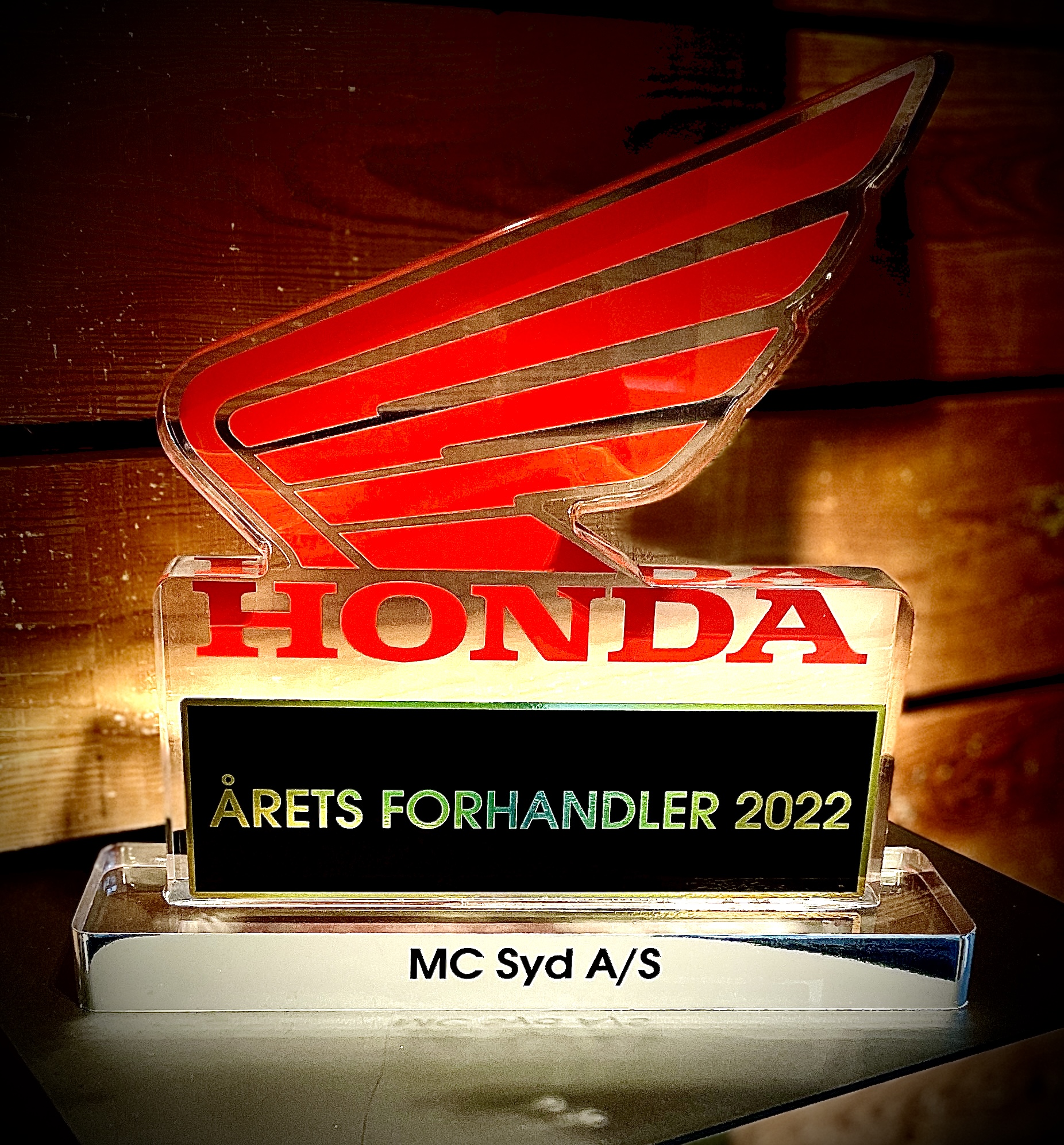 MC Syd tager prisen som årets Honda-forhandler 2022 – Bike powered by ...