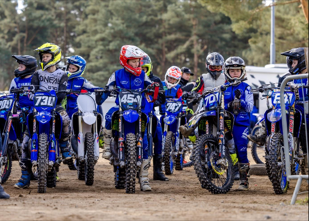 Superfinalen i sigte – motocrosstalenter trænes af verdensstjerner i ...